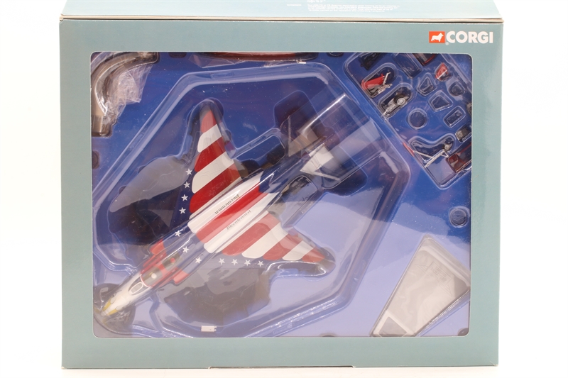 Corgi AA33206 McDonnell Douglas F-4J Phantom II United - Hattons