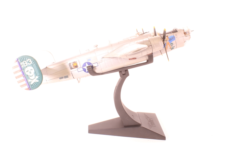 Corgi AA34006 Consolidated B-24J Liberator United States - Hattons