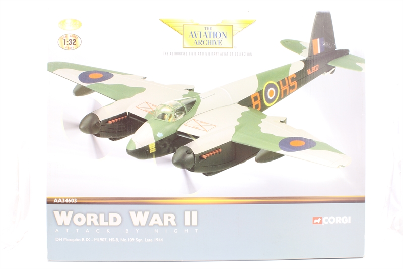 Corgi AA34603 De Havilland Mosquito B Mk IX Royal Air Force ML907/HS-B
