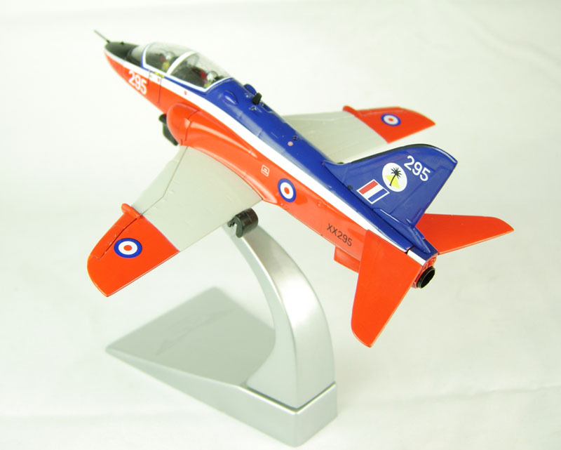 Corgi AA36002-OLD Bae Hawk TMk1- XX170, 4 Flying Training - Hattons