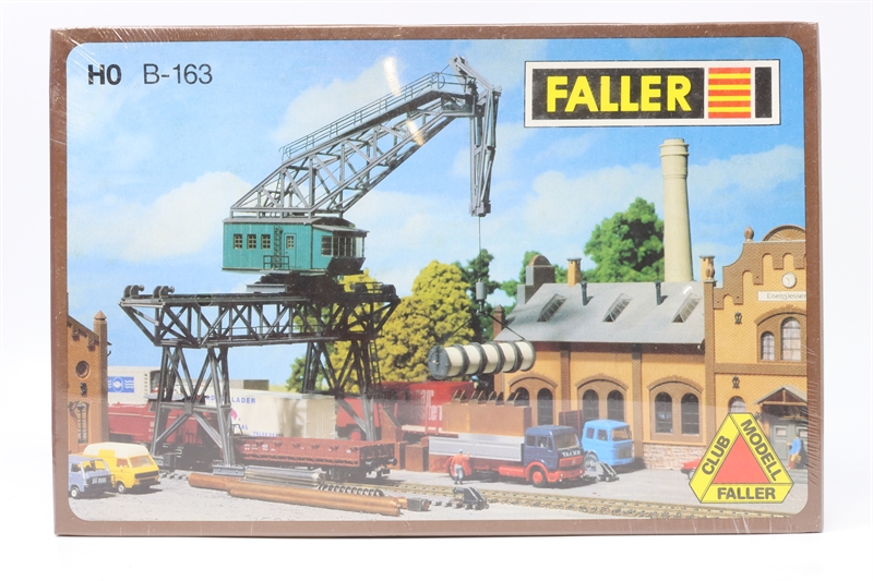 Faller B-163 Heavy travelling crane - Hattons