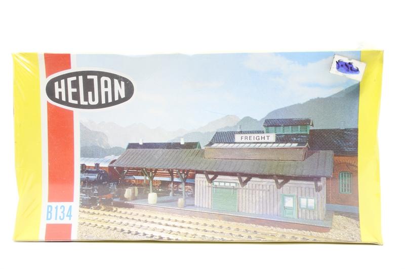 Heljan B134HEL Freight Station Kit