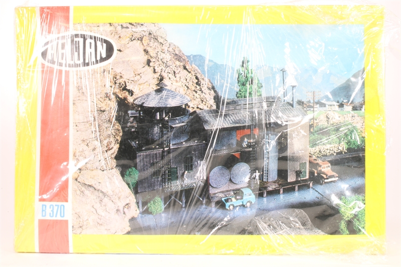 Heljan B370HEL Molasses Mine Building