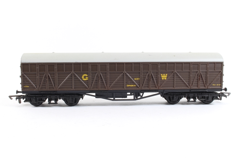 Dapol B76.Dapol GWR Siphon H Van in Brown - 1437