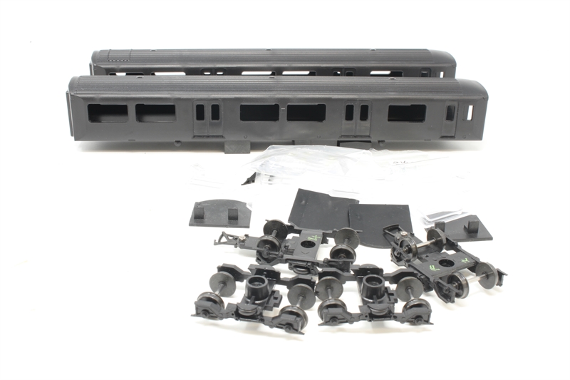 Bratchell Models BM61502 Class 150/2 2 car DMU - undecorated plastic kit