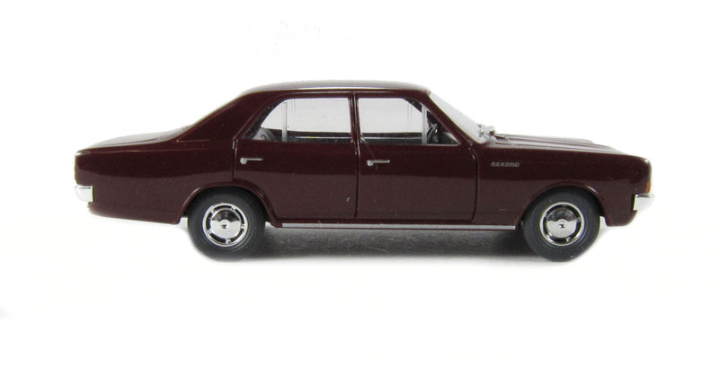 Busch 42000BUS Busch Car HO gauge. Due into stock on or after Monday ...