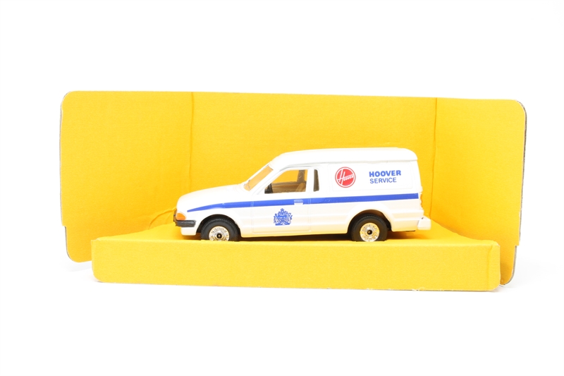 Corgi C496-15 Ford Escort Van - "Hotpoint" - Hattons