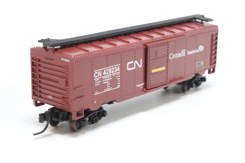 Life-Like C825037 40' steel single sliding door boxcar of the Canadian ...