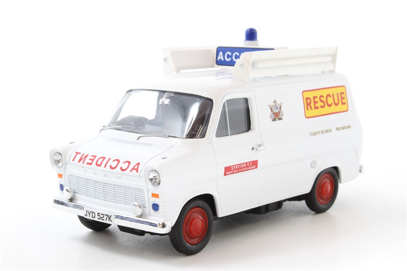 Corgi CC02302 Ford Transit 'Avon Fire & Rescue'