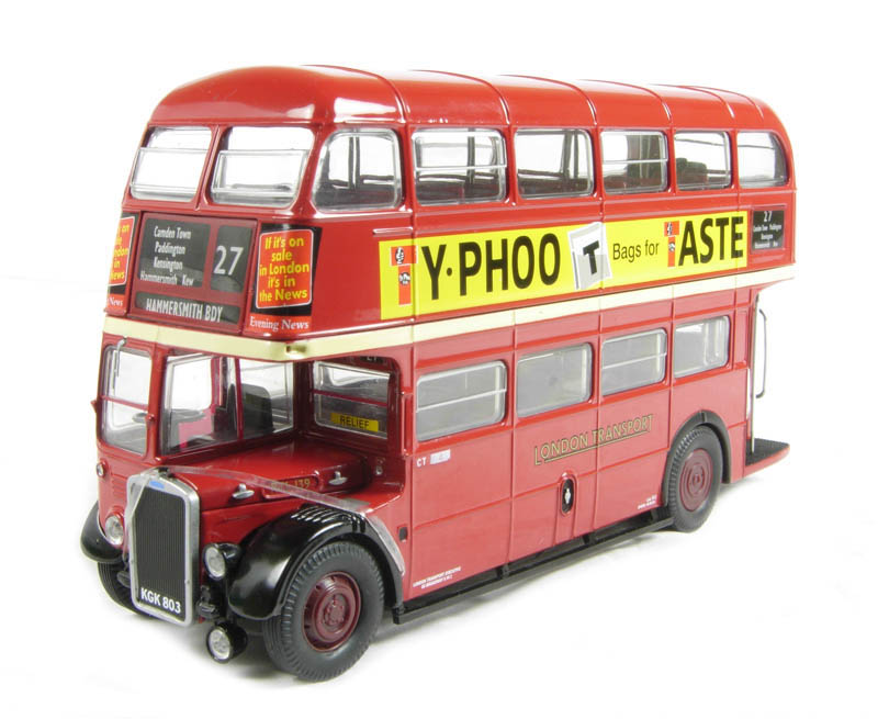 Corgi CC26102 RTL d/deck bus in London Transport livery - Hattons