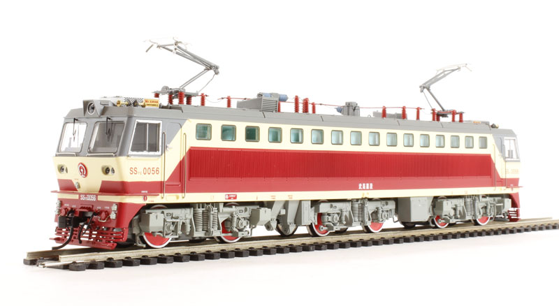 Bachmann China CE00703 SS7C Electric loco #0056 'Wuhan' - Hattons