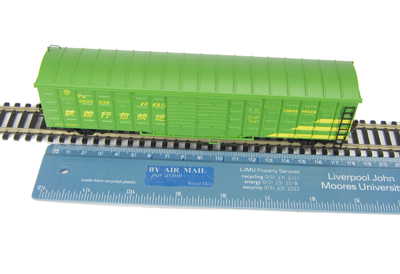 Bachmann China CF00204 P65 Boxcar 3500036 green