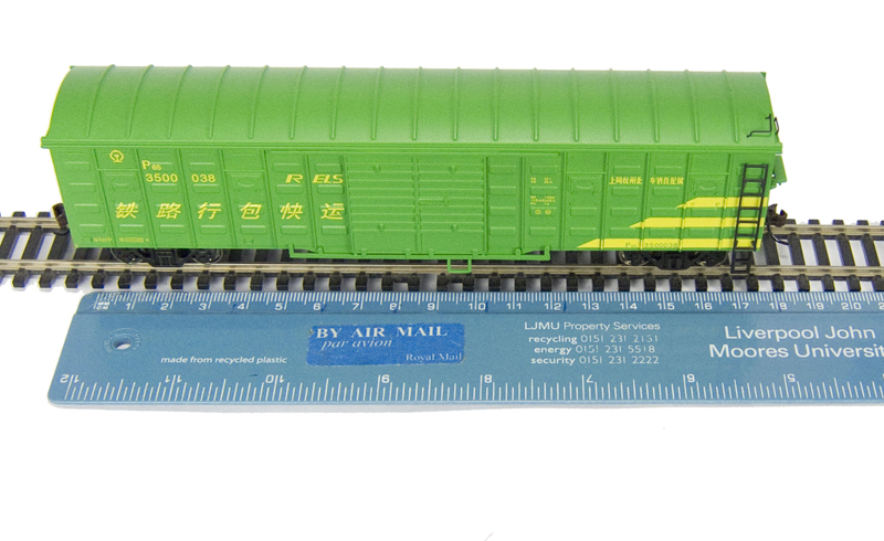 Bachmann China CF00206 P65 Boxcar 3500038 green
