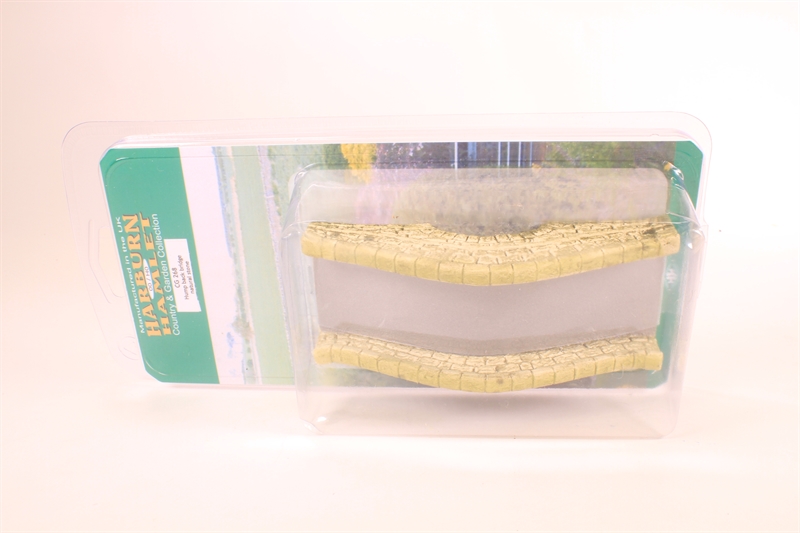 Harburn Hamlet CG268 Humpback Bridge