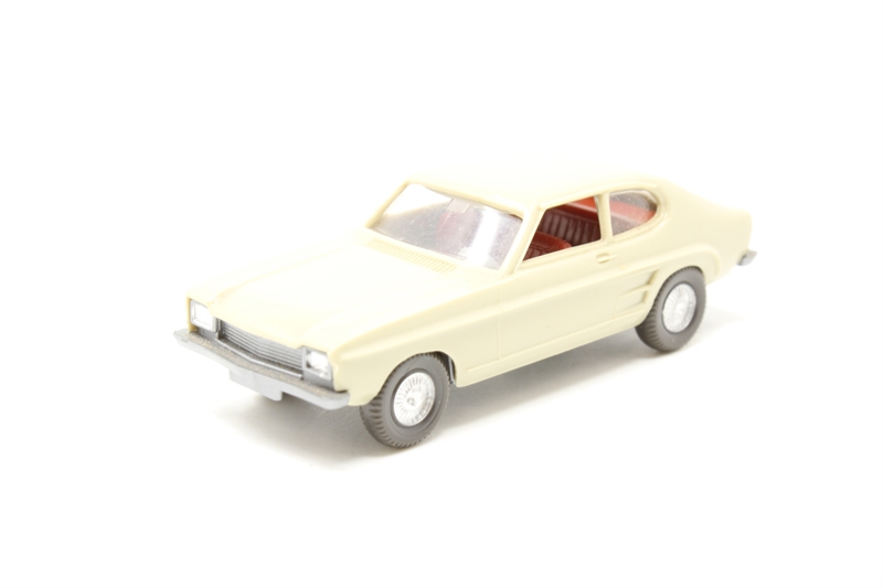 Herpa CapriBeige-Herpa Ford Capri Mk3 Ghia 3.0 in beige - Hattons