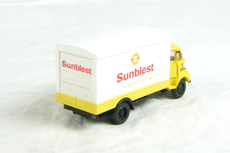Base Toys D-57 Leyland FG Van in 'Sunblest Bakeries' livery