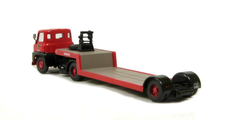 Base Toys D-74 Leyland LAD low loader "BRS - Swindon" - Hattons