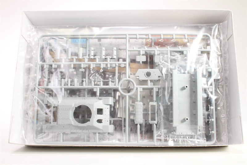 Dragon 7208DRA Soviet SU-100 Tank Destroyer