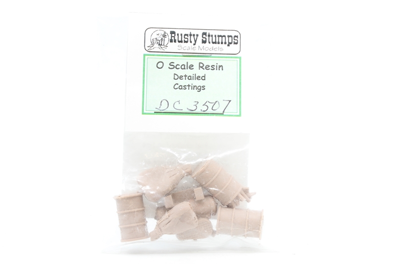 Rusty Stumps Scale Models DC3507 Mixed Workshop Clutter - Resin casting