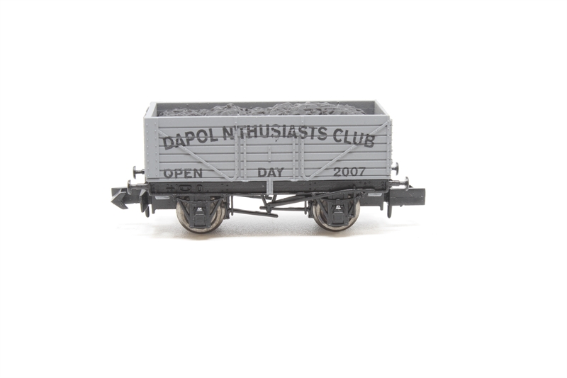 Dapol DCC2007 Dapol N'Thusiasts Club Open Day Members 7-Plank Open Wagon