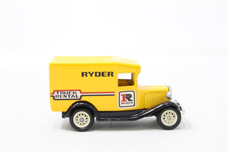 Lledo DG13011 Ford Model A van - 'Ryder Truck Rental' - Hattons