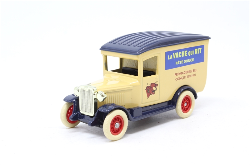 Lledo DG21048 Chevrolet van 'La Vache Qui Rit Cheese' - Hattons