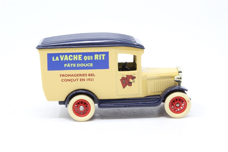 Lledo DG21048 Chevrolet van 'La Vache Qui Rit Cheese' - Hattons