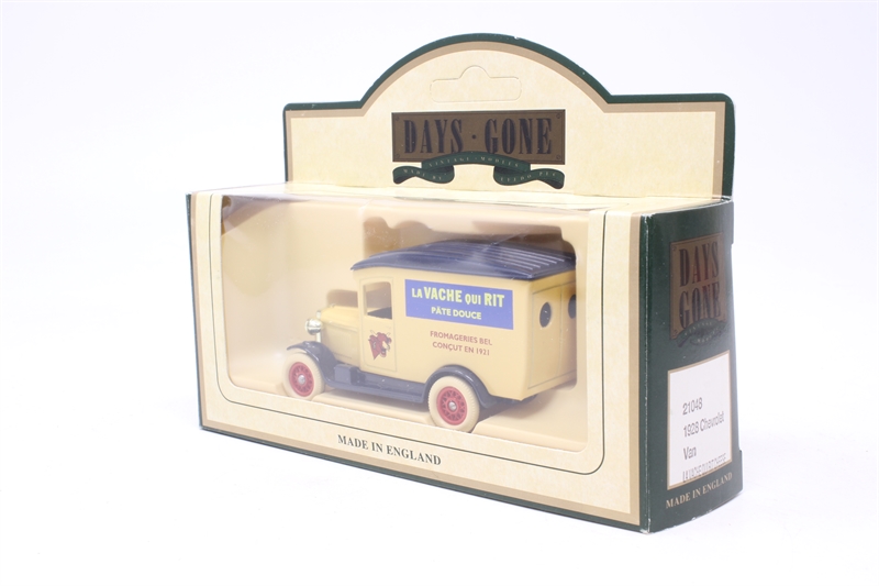 Lledo DG21048 Chevrolet van 'La Vache Qui Rit Cheese' - Hattons