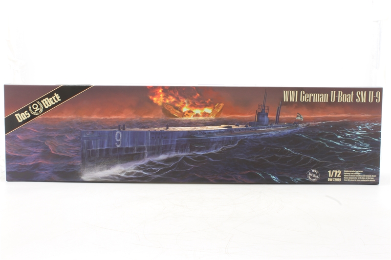 Das Werk DW72001 WWI German U-Boat SM U9 - Hattons