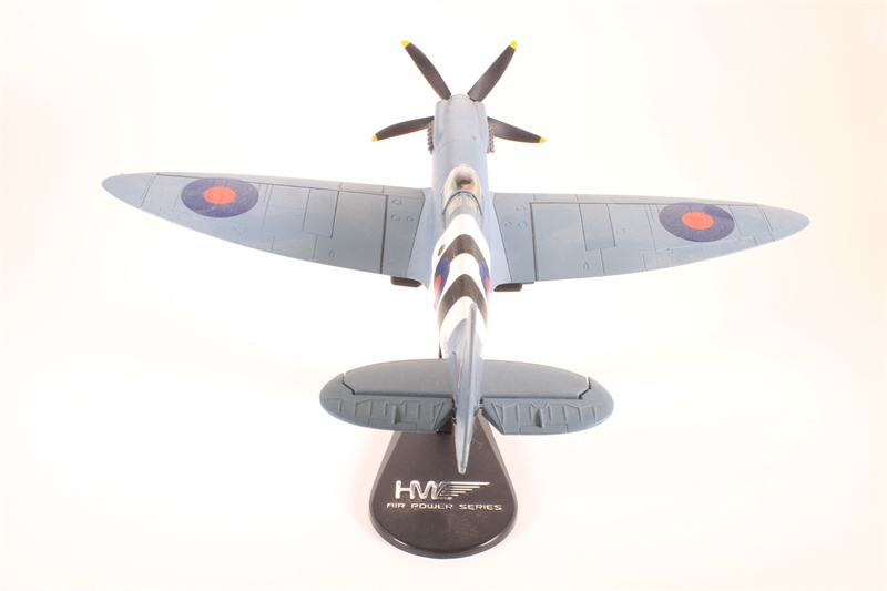 Hobby Master HA7601 Supermarine Spitfire PR Mk XIX Royal - Hattons