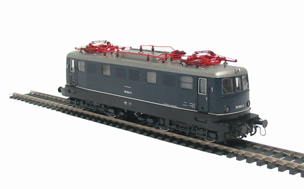 Lima HL2003 Class 110 Electric loco of the German DB in - Hattons