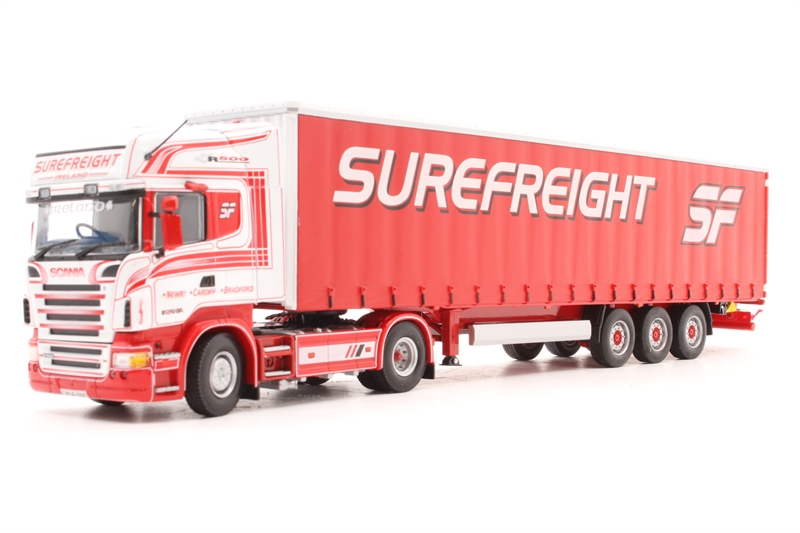 Universal Hobbies J5611A Scania R500 Curtainside - 'Surefreight'