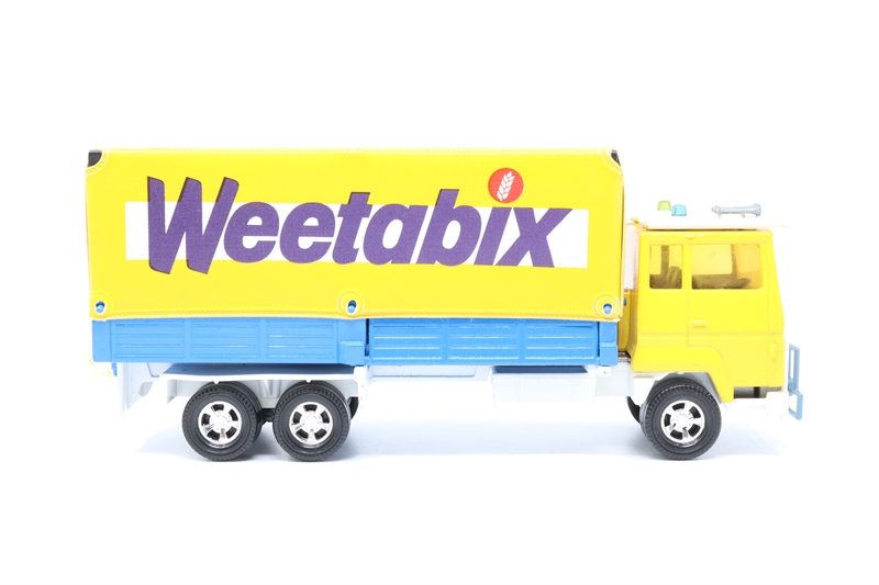 Matchbox K-21-02 Ford transcontinental truck "Weetabix"
