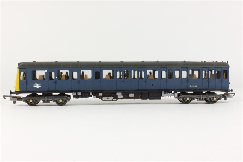 Scratchbuilt KB153 Class 117 in BR blue - correctly - Hattons