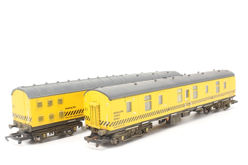 Scratchbuilt KB897 Pair of Breakdown train coaches - Hattons