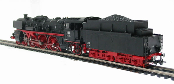 Liliput L104021 BR 18 316 4-6-2 with large capacity tender & extended