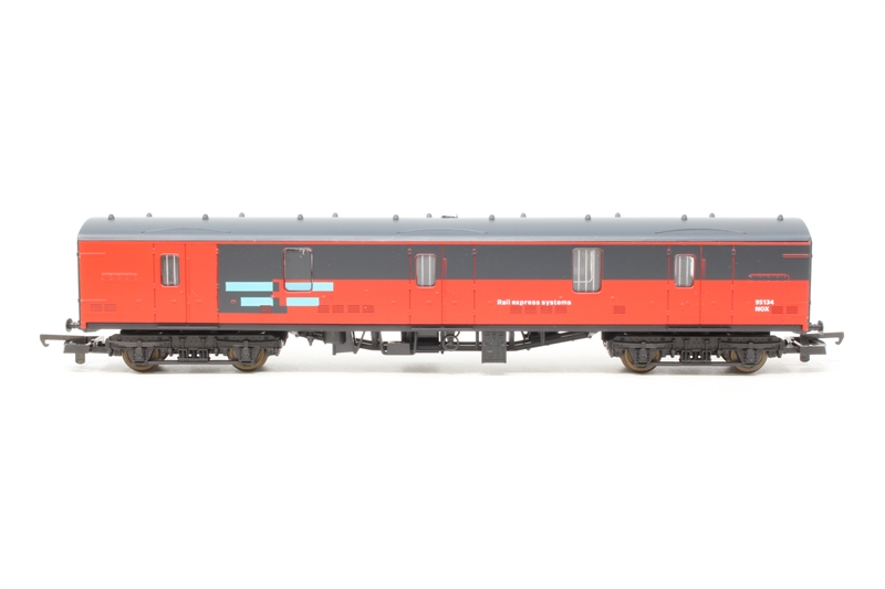 Lima L149784-95134 Post Train Pack in RES livery - 95134 NOX - split ...