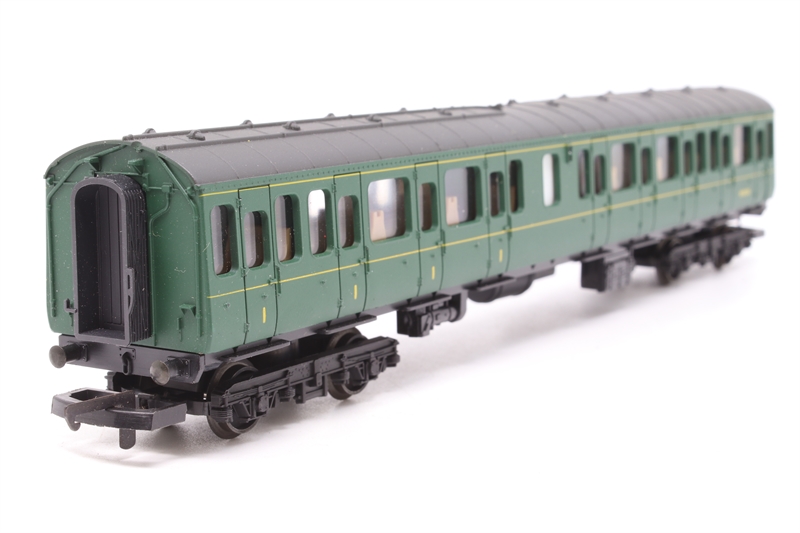 Lima L205146W Class 117/2 Composite Trailer in BR Green - Hattons