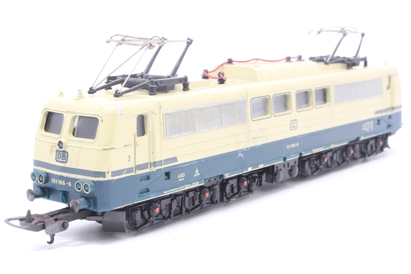 Lima L208055DB Class BR 151 166-6 of the DB - Hattons
