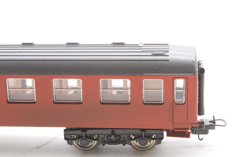 Lima L2192SH DSB Intercity Trainset - Hattons