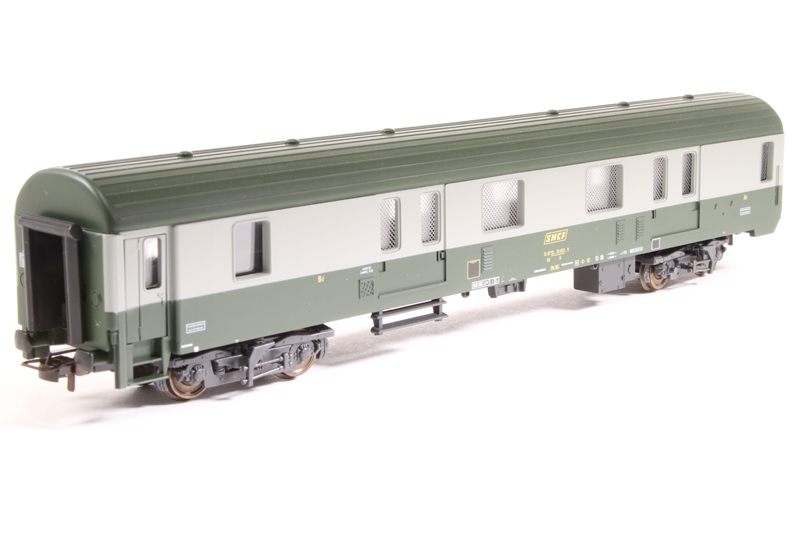 Lima L309361 Baggage Coach of the SNCF - Hattons