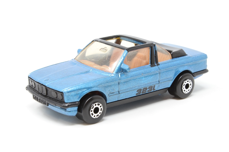 Matchbox MB39 BMW 323i Cabriolet - Hattons