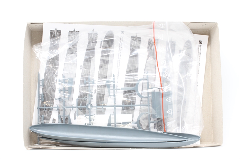 Mark I Models MKM720-07 Zeppelin R-Class - Super-Zeppelin