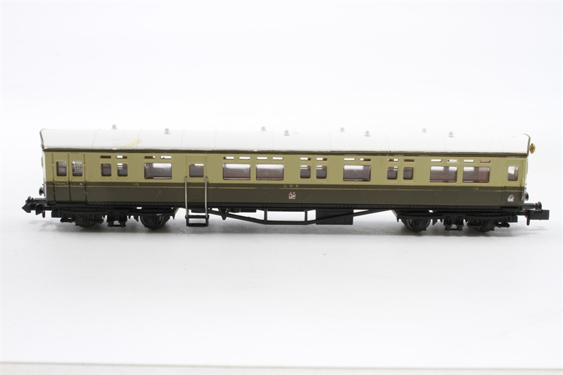Dapol ND080-178 GWR auto trailer 178 in GWR chocolate and - Hattons