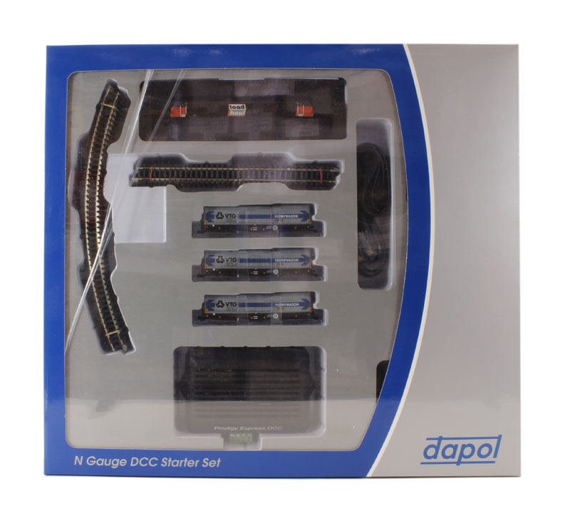 Dapol NDIESEL2 DCC train set with Class 56 in LoadHaul, 3 x Telescopic