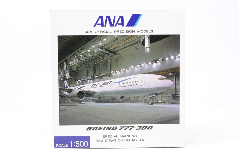 Hogan Wings NH50003 Boeing B777-381 ANA All Nippon Airways - Hattons