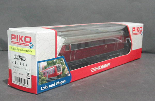 Piko 57508 Class BR218 Diesel loco of the German DB in burgundy Epoch IV