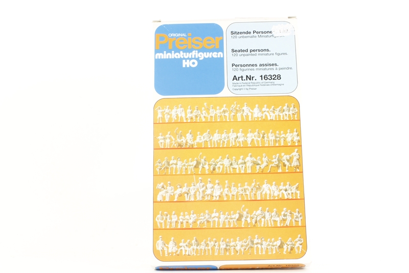 Preiser PR16328 Sitting People x 120 (unpainted) - Hattons