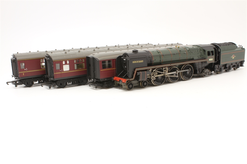 Hornby R1021TrainPack Britannia Class 7MT 70012 'John of - Hattons