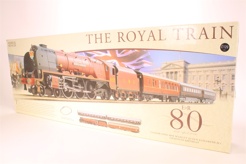 Hornby R1091 'The Royal Train' train set (Marks and - Hattons